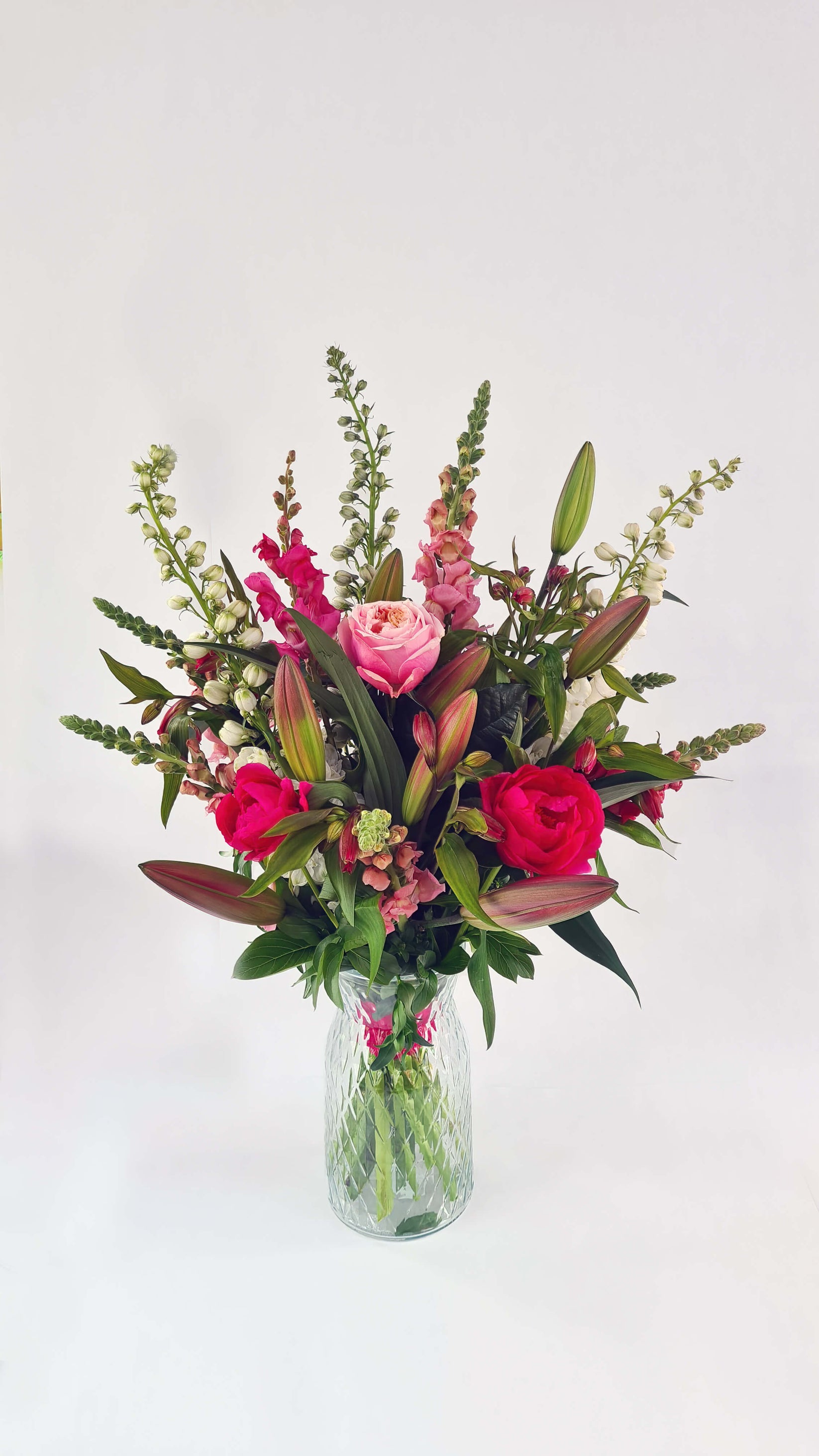 Pink & Red Bouquet | Flower Delivery Christchurch – Aromaunga Baxters ...